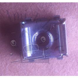 Ecrou cage M5 pour la fixation de la traverse de capote sur la coque 2cv